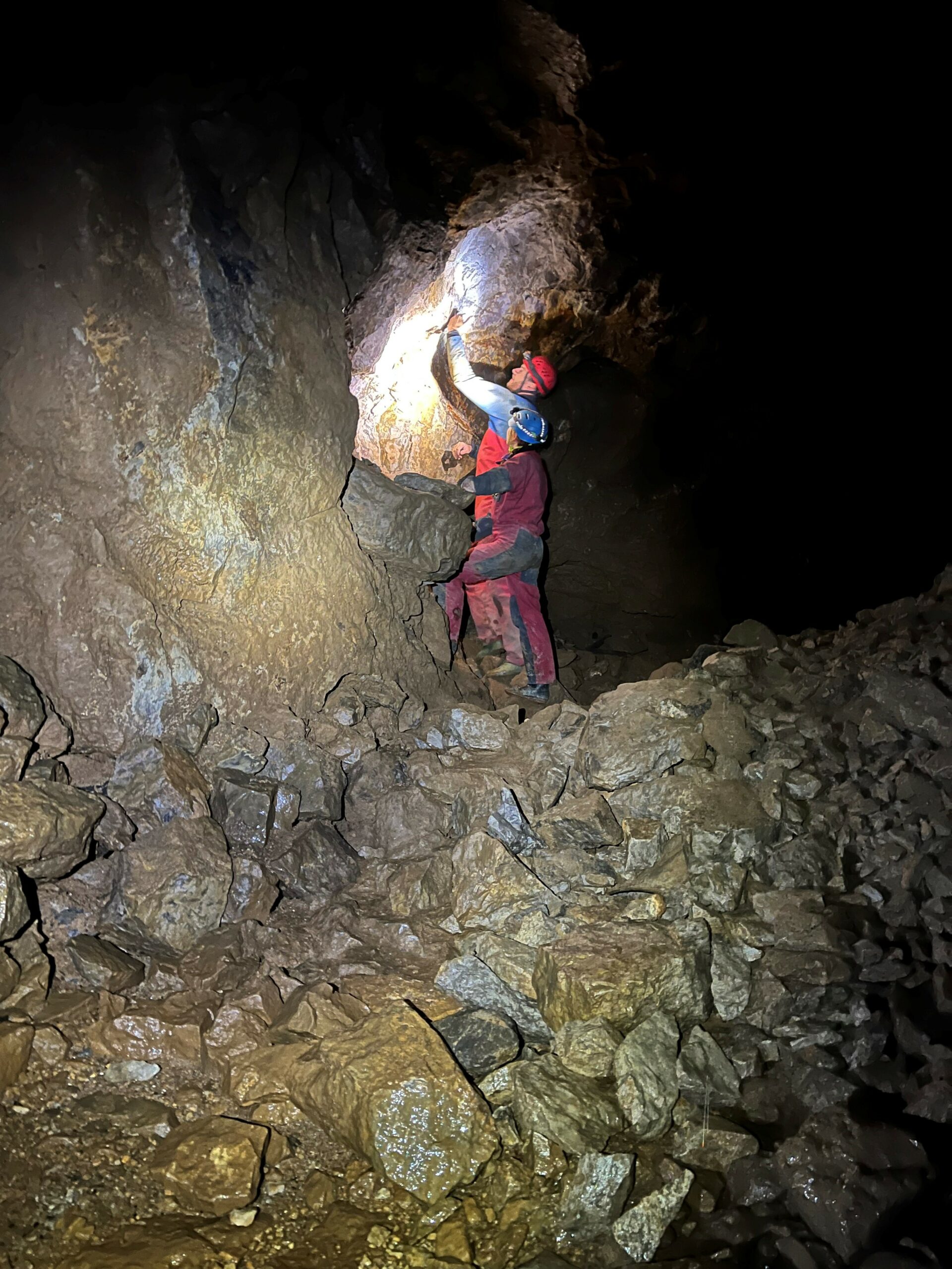 Robin being a geologist | White Hall